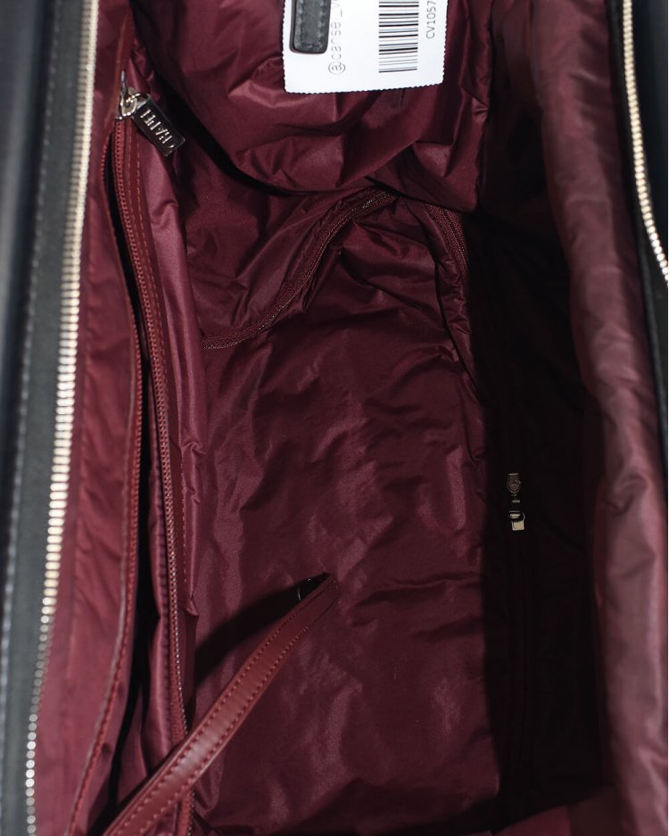 Mala Chanel original Coco Cocoon Trolley preta feminina