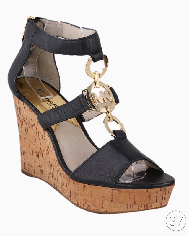 Sandália Michael Kors Original Argola Placa Logo Preta Feminina