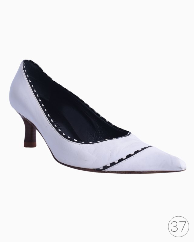 Sapato Chanel Original Bico Fino Branco e Preto Feminino