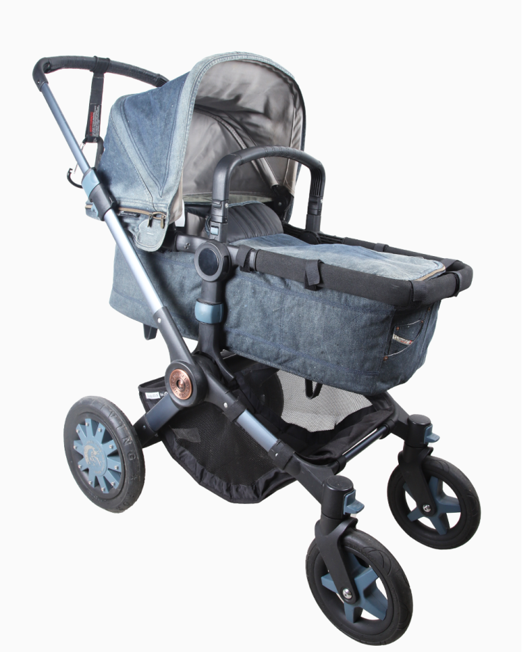 Carrinho de Bebê Bugaboo Diesel Original Camaleon 3 Jeans Azul