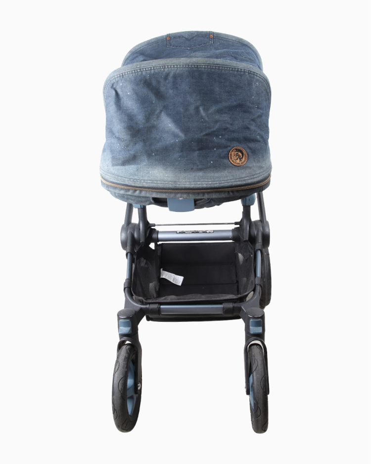 Carrinho de Bebê Bugaboo Diesel Original Camaleon 3 Jeans Azul