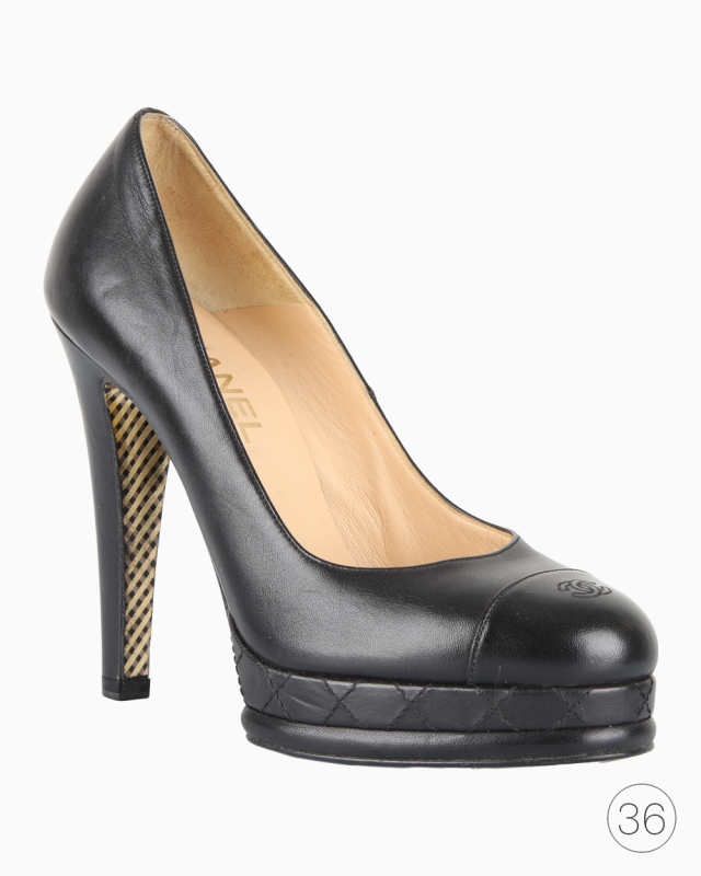 Sapato Chanel Original Cap Toe CC Preto Feminino