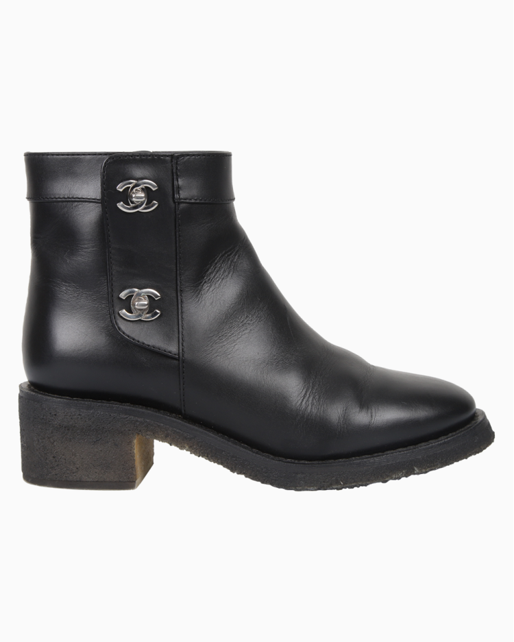 Bota Chanel Original CC Interlocking Couro Preta Feminina
