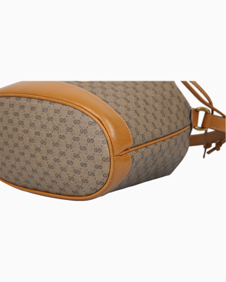 Bolsa Gucci x Disney Original GG Candy Mickey Mouse Bucket Caramelo ...